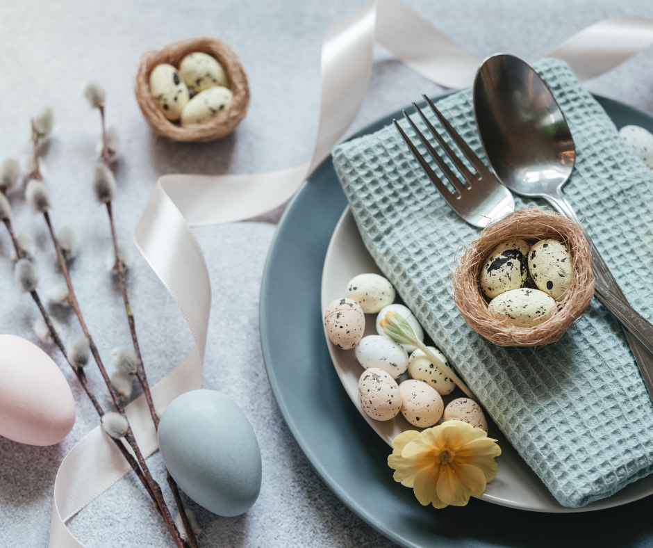 10 Cottage Easter Tablescapes for the Coziest Holiday Weekend ...