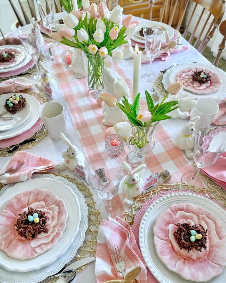 10 Cottage Easter Tablescapes for the Coziest Holiday Weekend ...