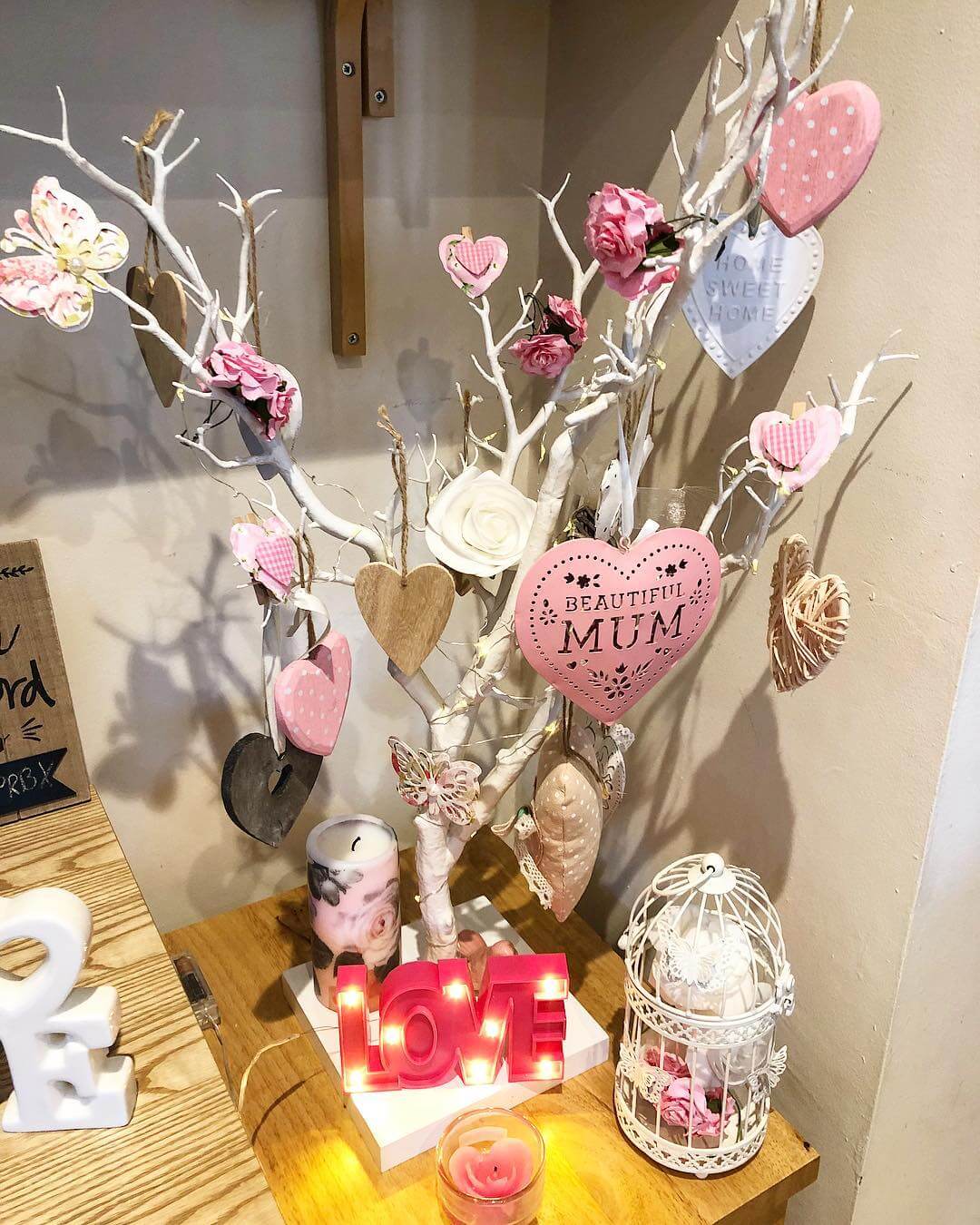 20 Easy Mothers Day Decoration Ideas To Make Mom Feel Extra Special ...