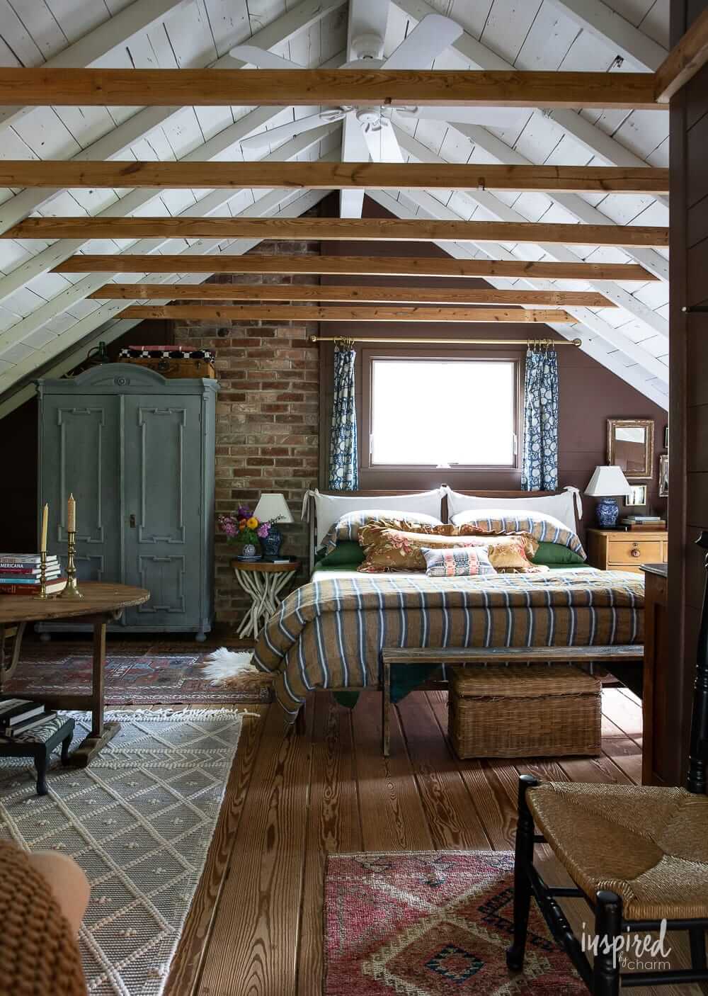 20 Best Mountain Cabin Decor Ideas for a Cozy Home - Romanticizing Rachel