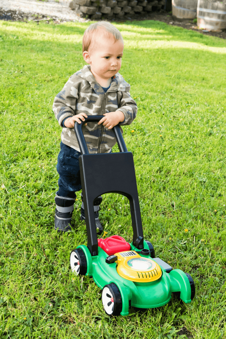 15 Brilliant Nature Toys for Toddlers to Get Them Playing Outside ...