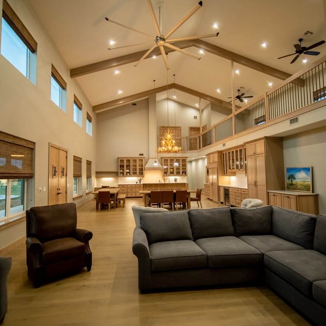 15 Modern Barndominium Kitchen Ideas for an Open Concept Home ...