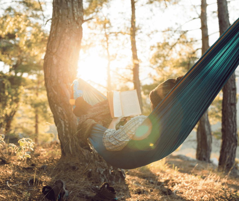 20 Creative Cabin Activities for the Entire Family - Romanticizing Rachel