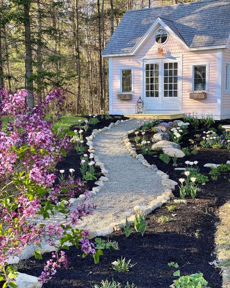 Breathtaking Cottage Garden Inspiration (23 Ideas to Elevate Your ...