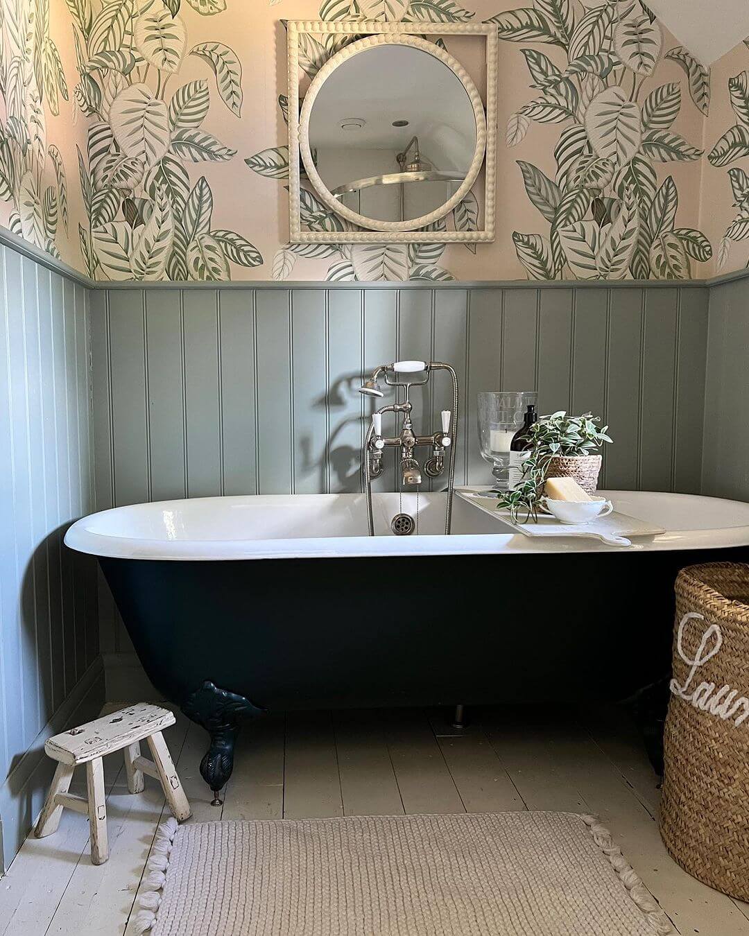 17 Perfect French Cottage Bathroom Ideas for Small Bathrooms ...