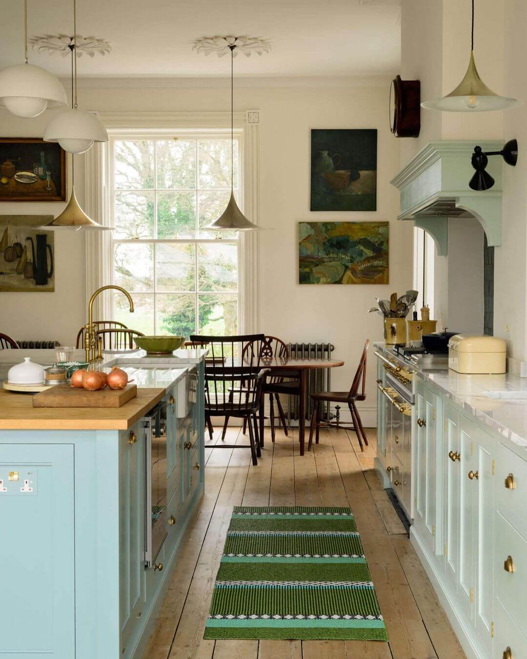 21 Beautiful Summer Kitchen Ideas for Small Kitchens - Romanticizing Rachel