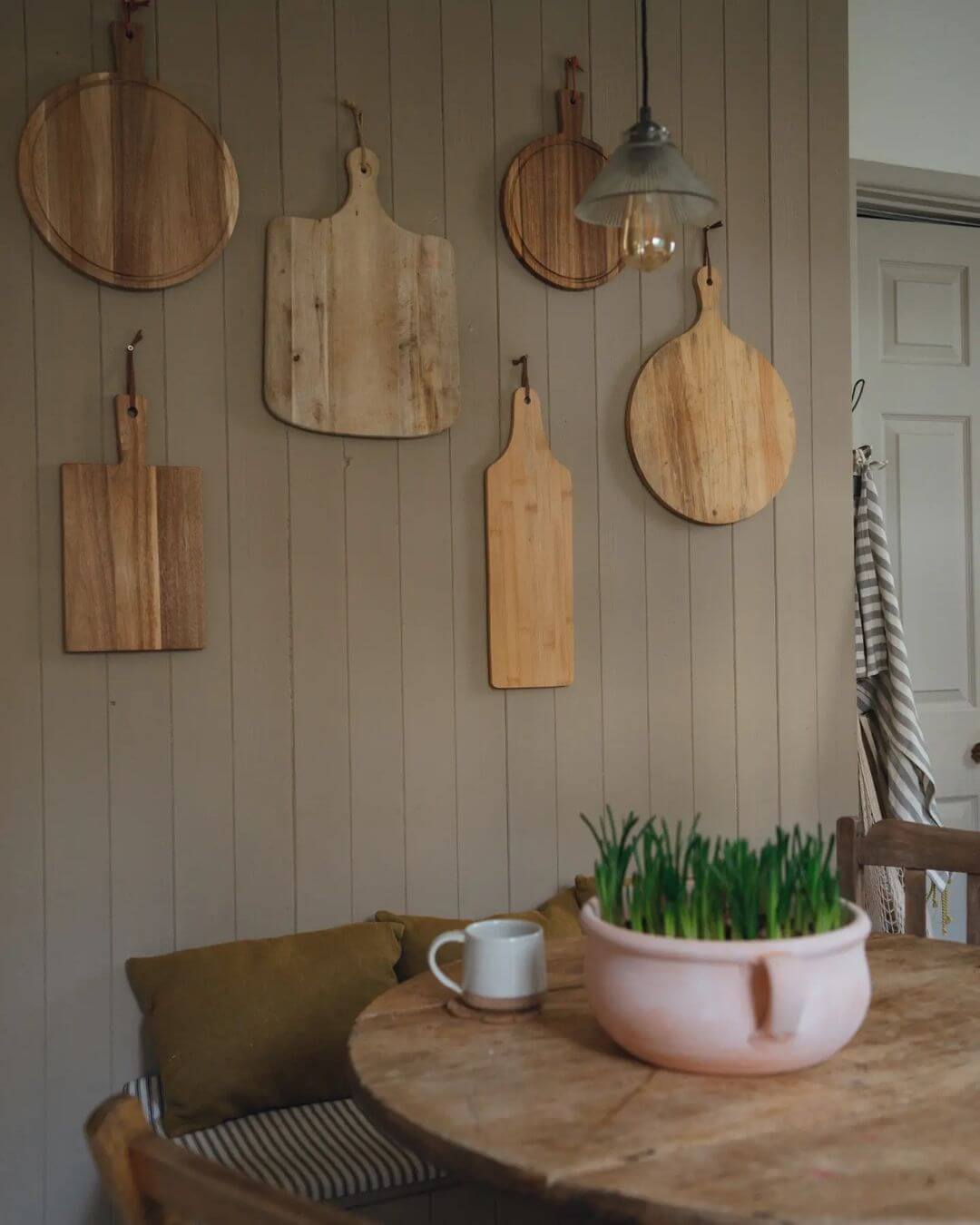 21 Beautiful Summer Kitchen Ideas for Small Kitchens - Romanticizing Rachel
