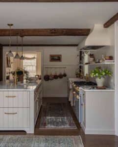 23 Gorgeous White Rustic Kitchen Ideas Perfect for 2025 - Romanticizing ...