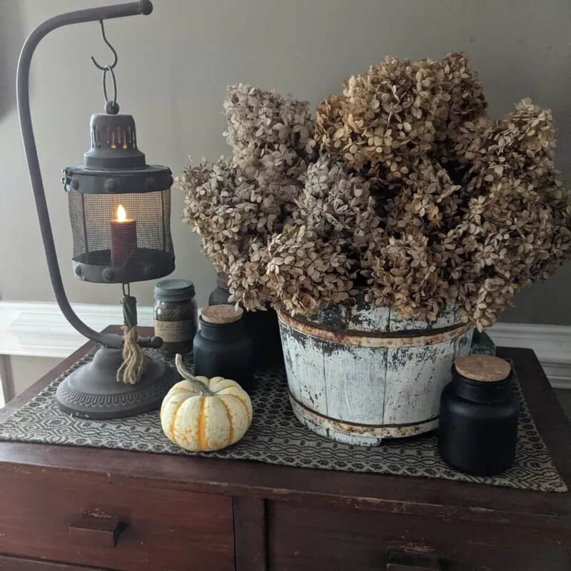 20 Primitive Fall Decorating Ideas For a Country Farmhouse Autumn ...
