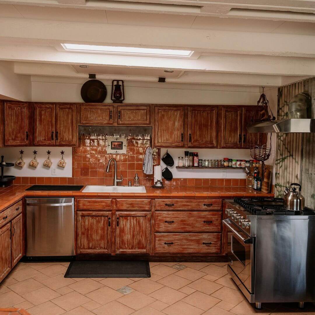 20 Easy Western Kitchen Decor Ideas for a Rustic Ranch Home ...